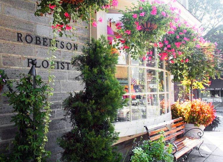 In the News: Robertson's Flowers Named One of the Best Places to Buy ...